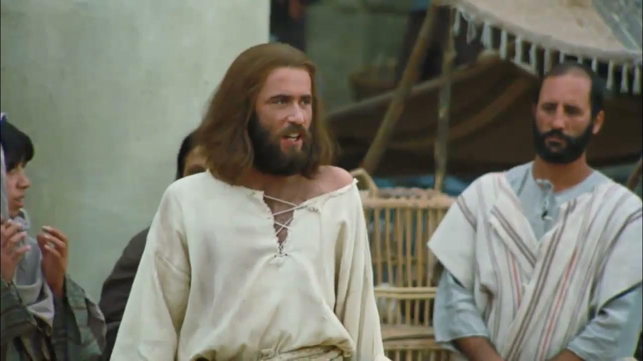 (37/61) Yesus Mengusir Pedagang dan Penukar Uang di Bait Allah | Film Yesus | Bahasa Karunsie ...