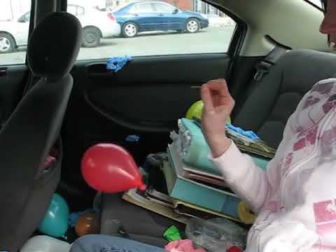 Popping Mae's Car o' Balloons! - YouTube