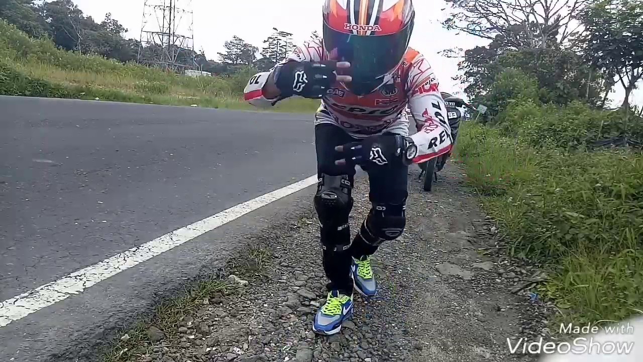 Dancing Bikers From Medan_Indonesia. (MM93) - YouTube