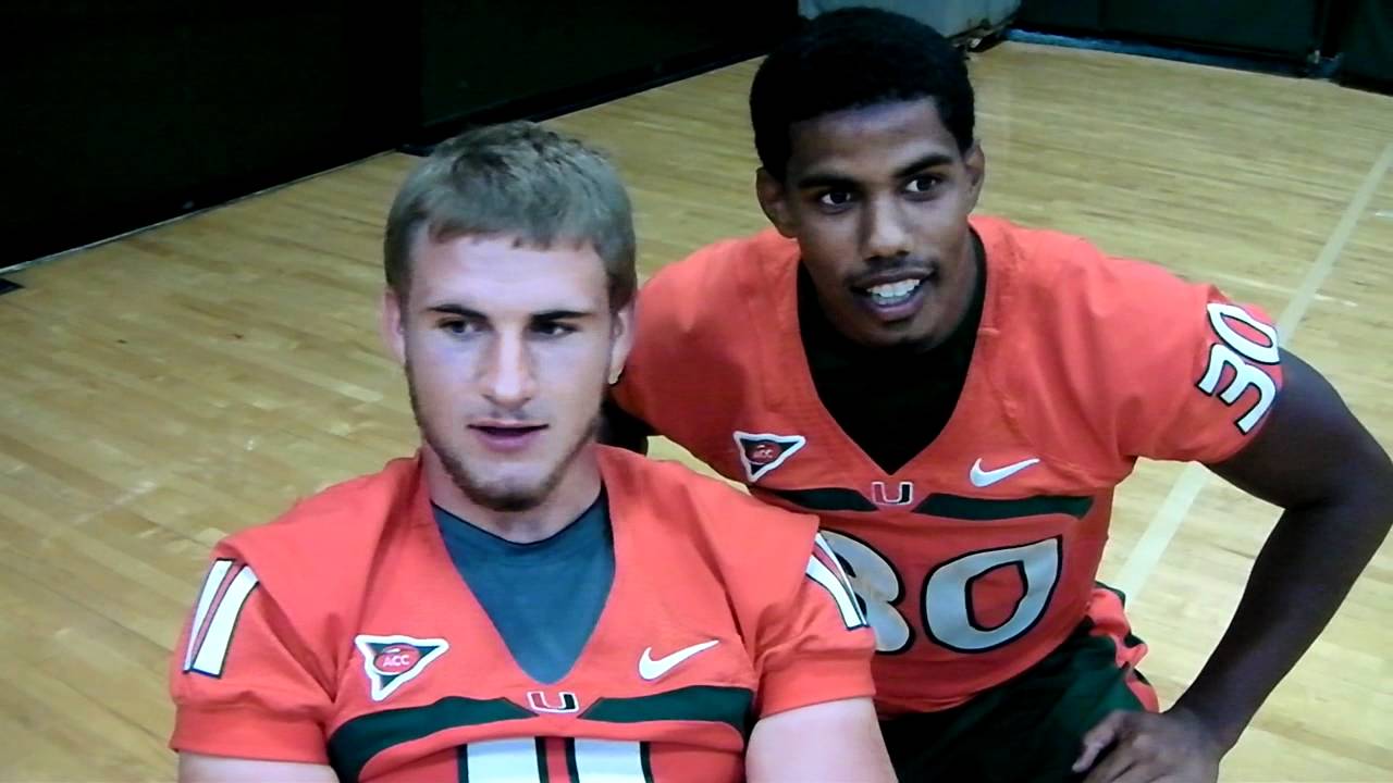 AJ Highsmith Sits Down With Ryan Williams 8/27/11 - YouTube