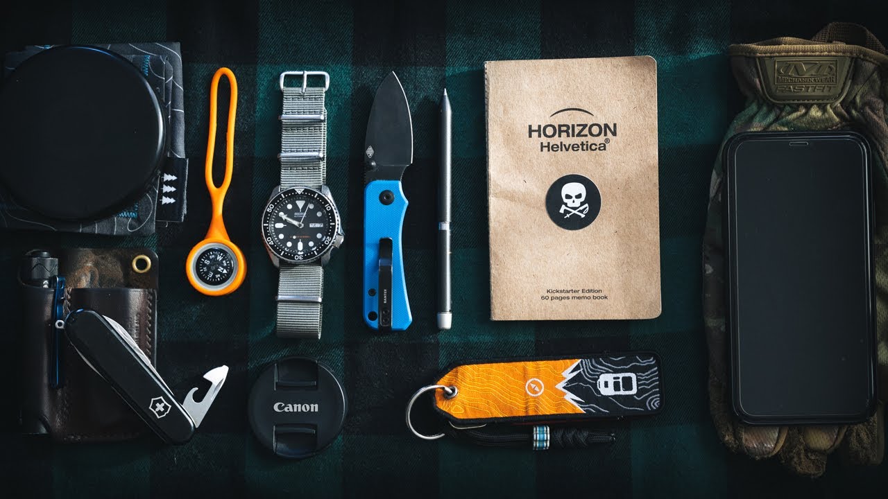 What’s In My Pockets! (Everyday Carry) Woodland EDC - YouTube
