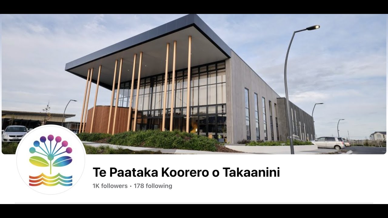 Te Paataka Koorero o Takaanini - a quick tour - YouTube