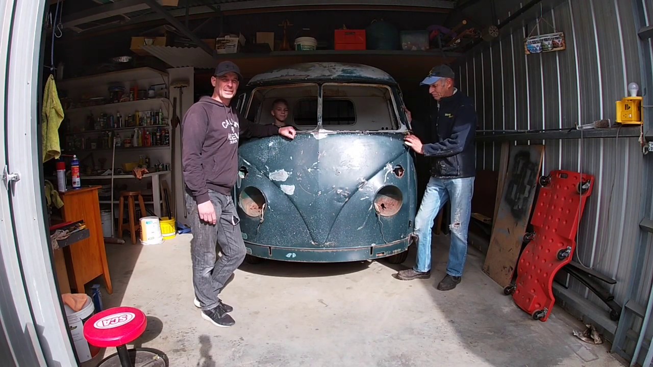 VW Kombi Ute Restoration | Gearbox and Front End Removal | Ep 2 - YouTube