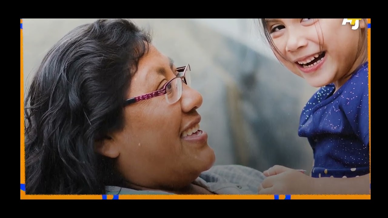 Quiénes son los "expats" - YouTube