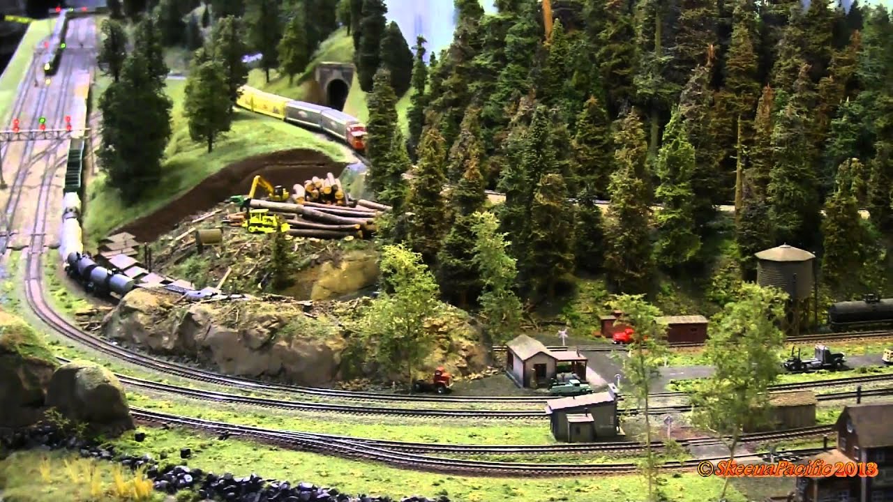 #427 Mount Rainier N-Scale at the Chilliwack Train Show 2013 10 20 ...