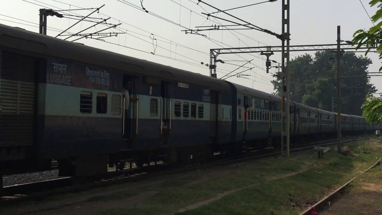Indian Railway - train (Jaipur - Hisar Passenger) entering Alwar ...