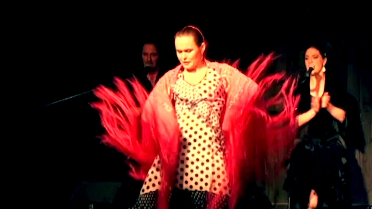 Nadia Mazur - tancerka, instruktorka flamenco. Pokazy flamenco, nauka ...