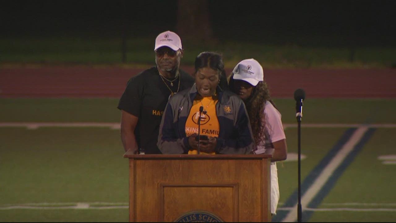 Sister of Dwayne Haskins honors former Washington NFL quarterback at ...