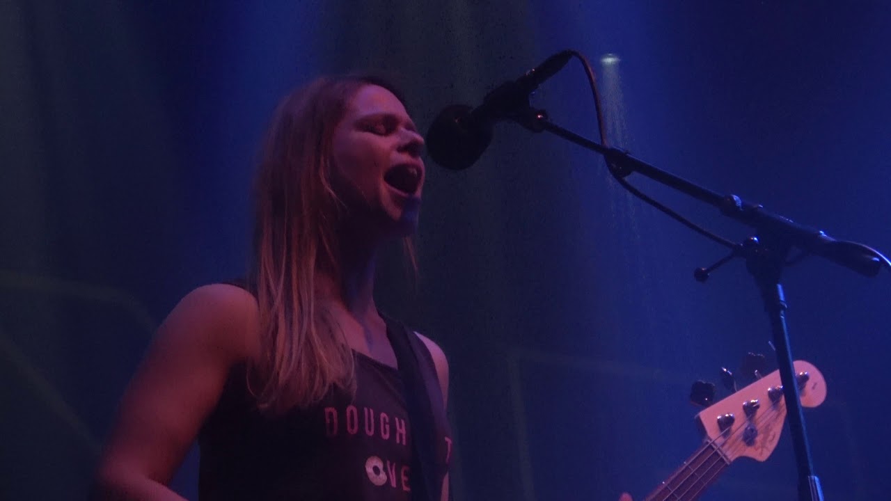 Dowzer - My Number One - YouTube