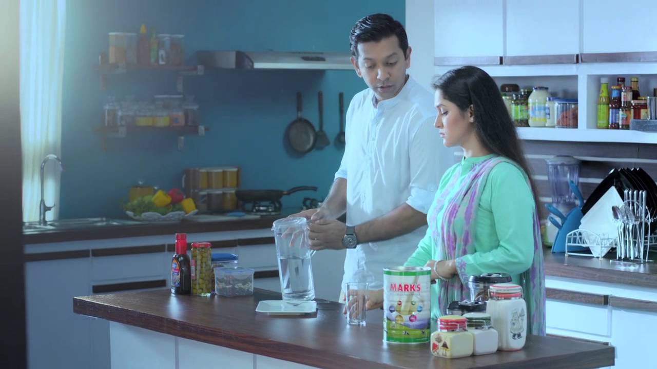 MARKS FULL CREAM MILK POWDER NEW 2014 - YouTube