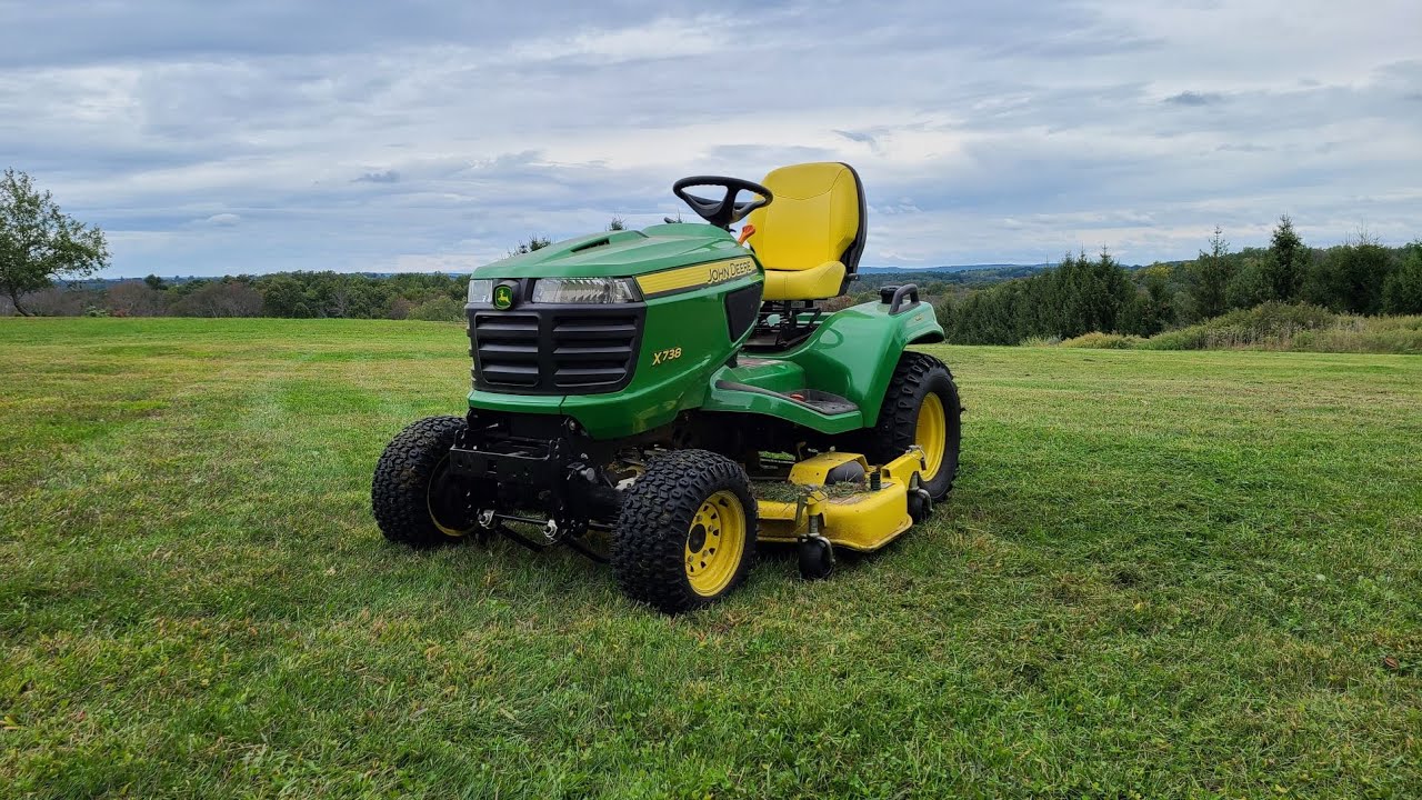 Tune Up on a New to Me John Deere x738 - YouTube