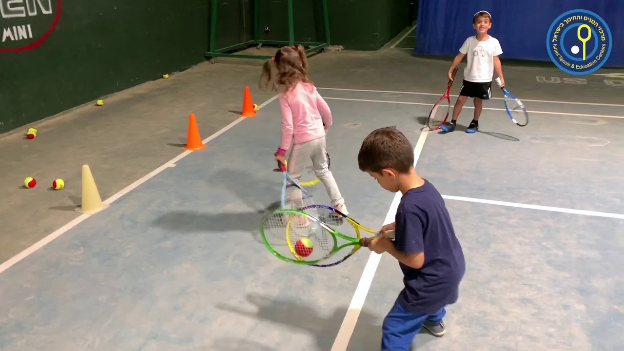 TWO RACKETS EXERCISES - IMPROVE YOUR TENNIS GAME SKILLS AND BALL ...