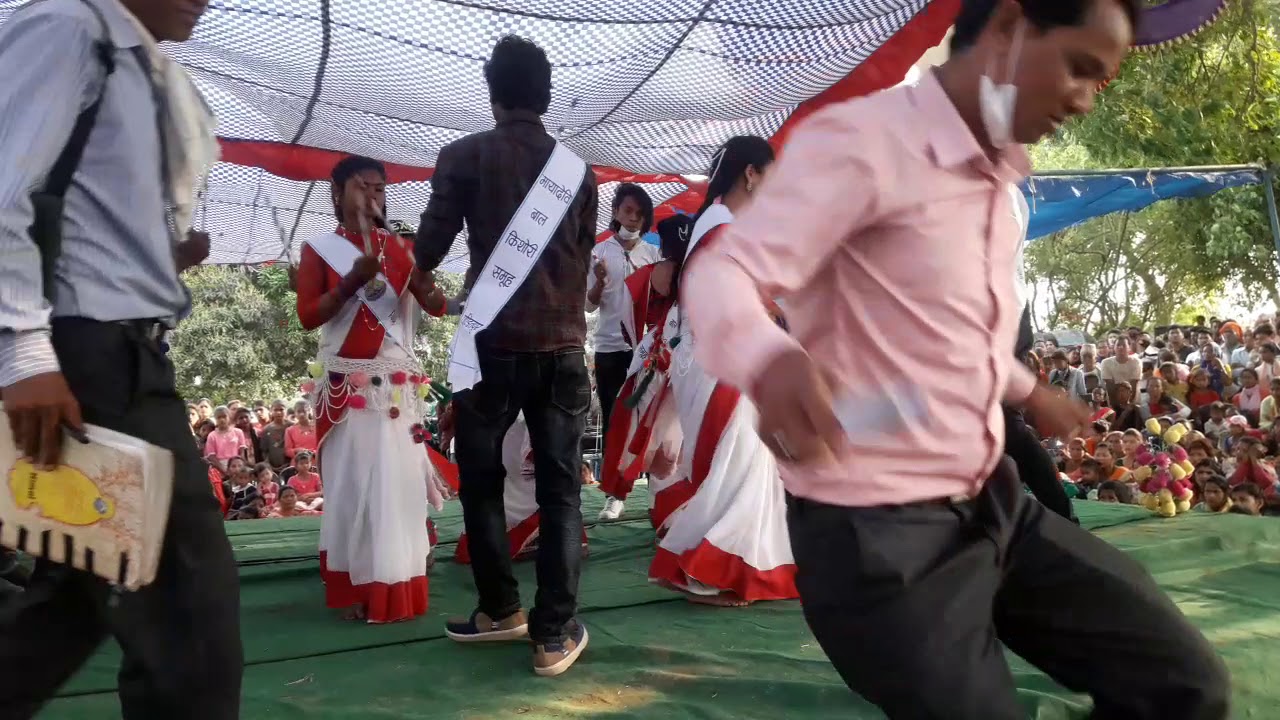 Jhamta naach in panditpur nawalparasi - YouTube
