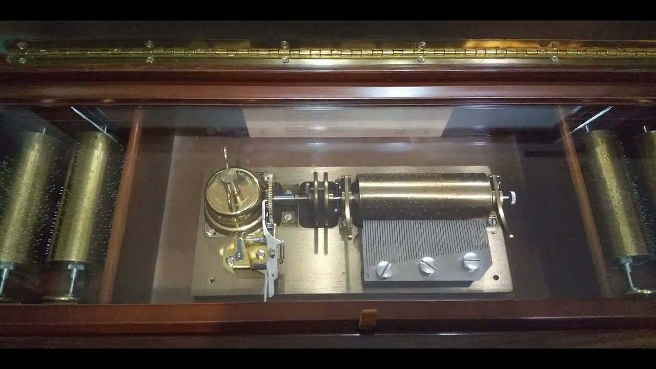 Grand Opera Music Box #5（REUGE） - YouTube