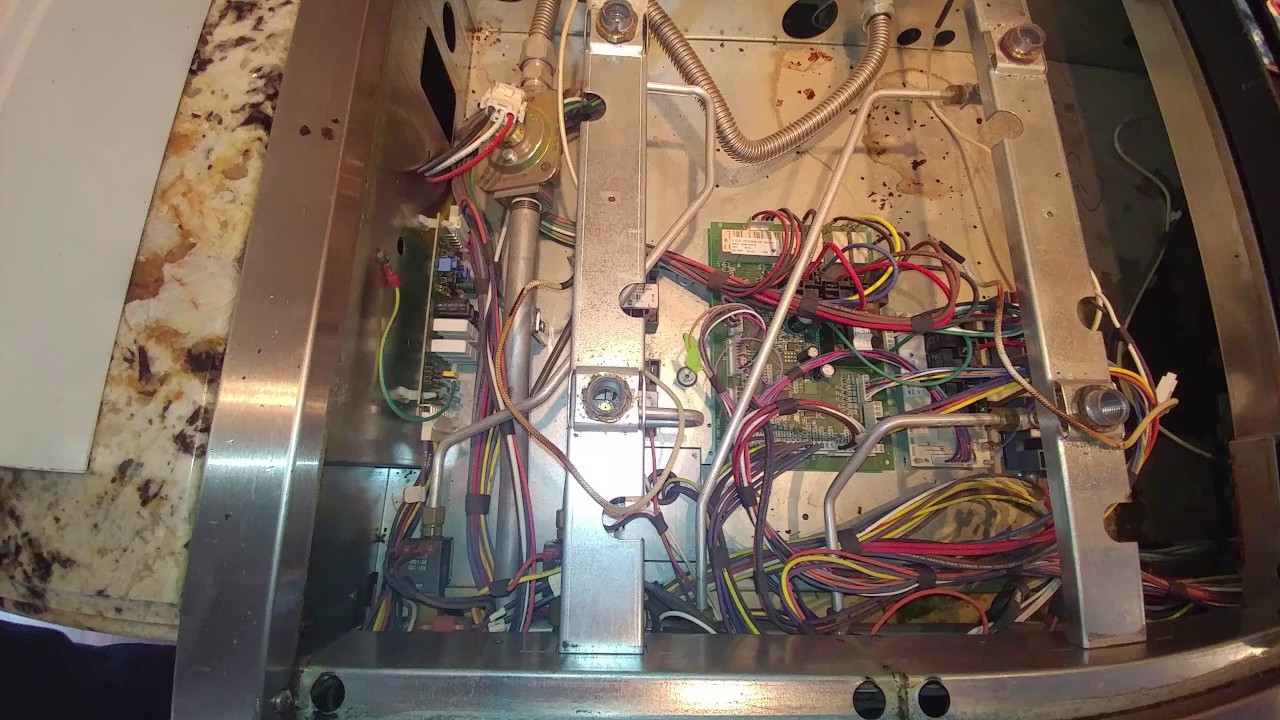 Thermador duel fuel range with burnt relay - YouTube