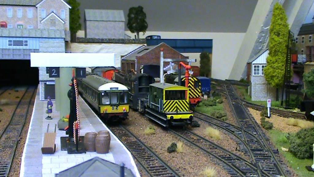 Wordsworth Model Railway 91 - BR Green DMU Class 108. - YouTube