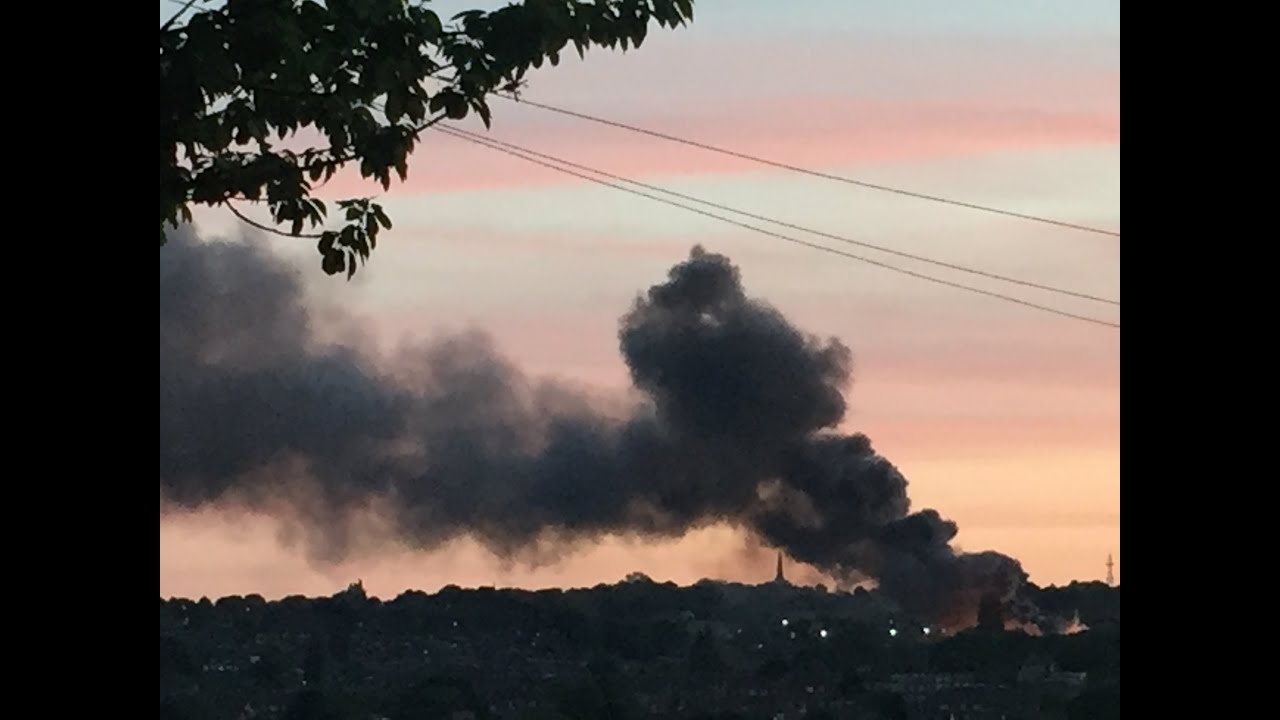 Fire in Leeds, Bramley May bank holiday 2016 - YouTube