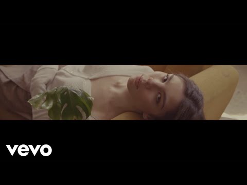 Tash Palmer - Romeo (Official Music Video)