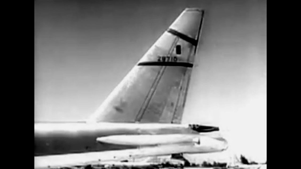 Boeing RB-52B Stratofortress Newsreel - 11/14/55 - YouTube