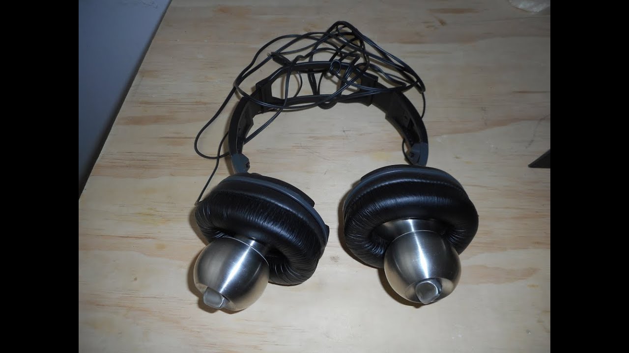 Tutorial - How to lock the sound from your headphones? - YouTube