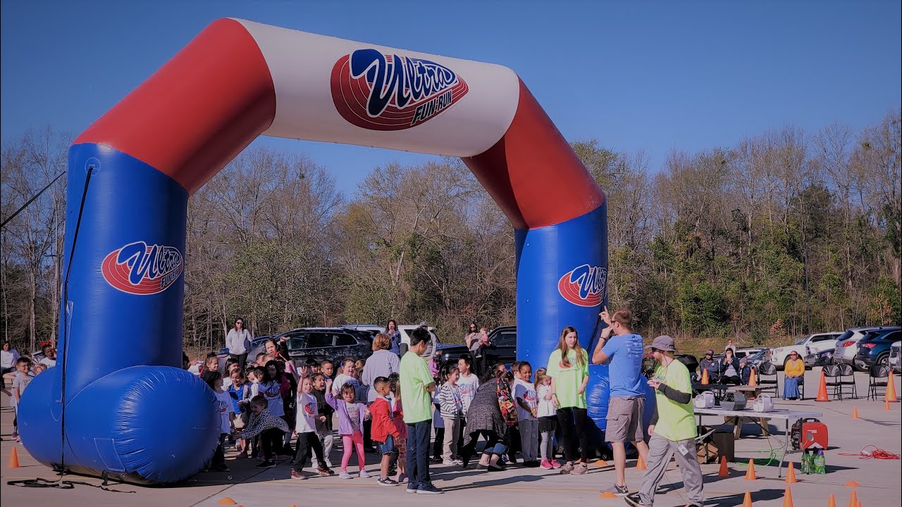 Ultra Fun Run at Tyler Classical Academy - YouTube