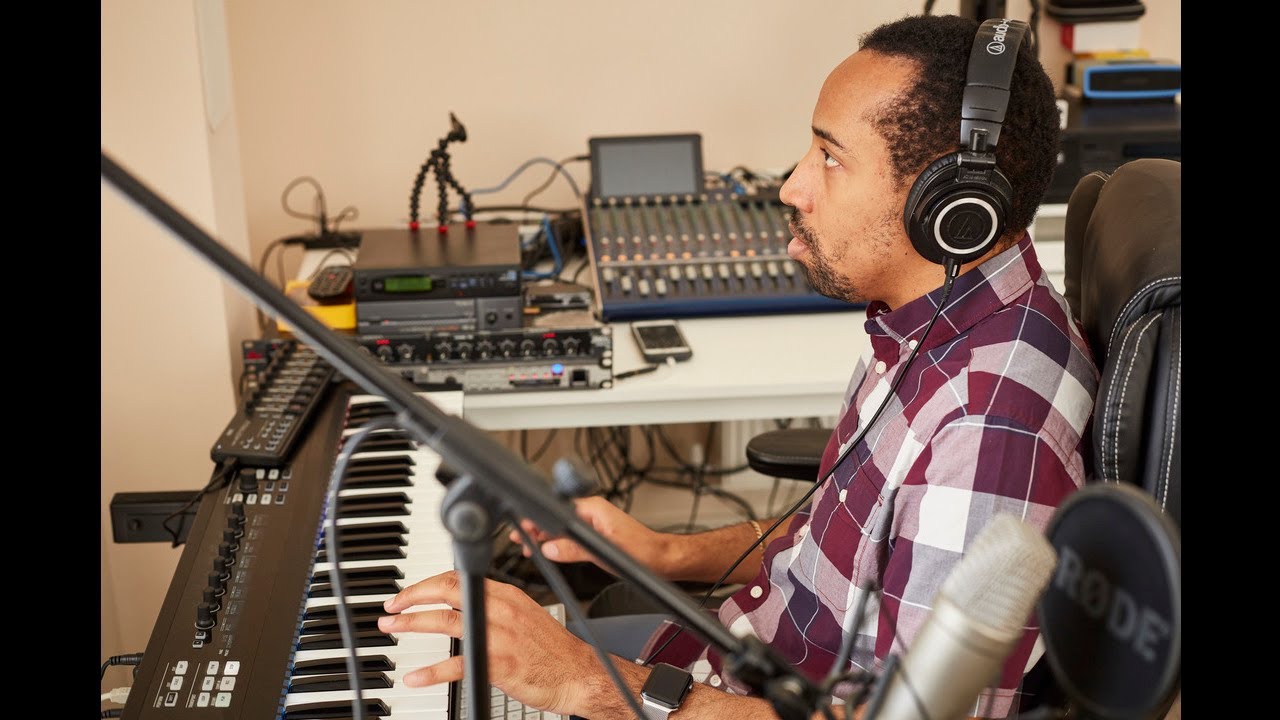 #AcousticSamples - VTines MK1 Demo Doodle - YouTube