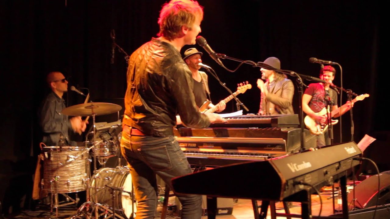 Eran DD på Silkeborgs nye spillested, Kedelhuset - YouTube