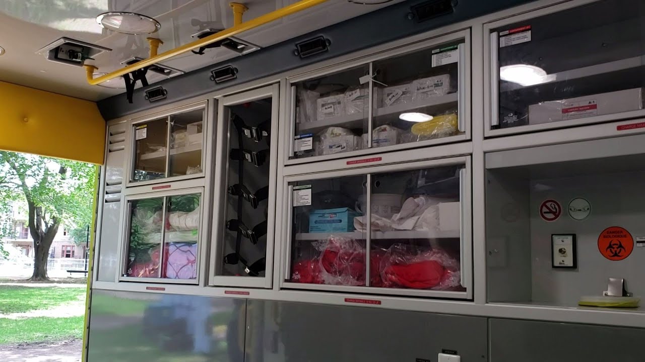🚑 What it looks like inside an ambulance - YouTube