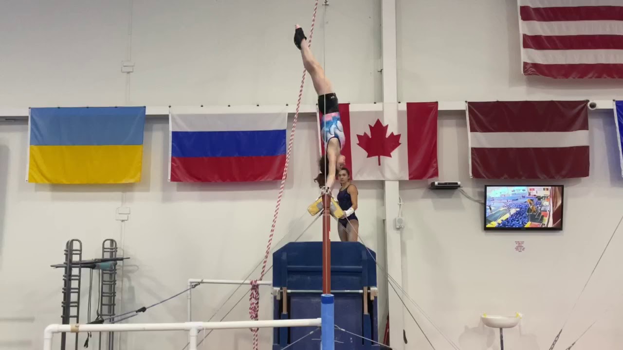 Straddled Tkatchev over pit - YouTube