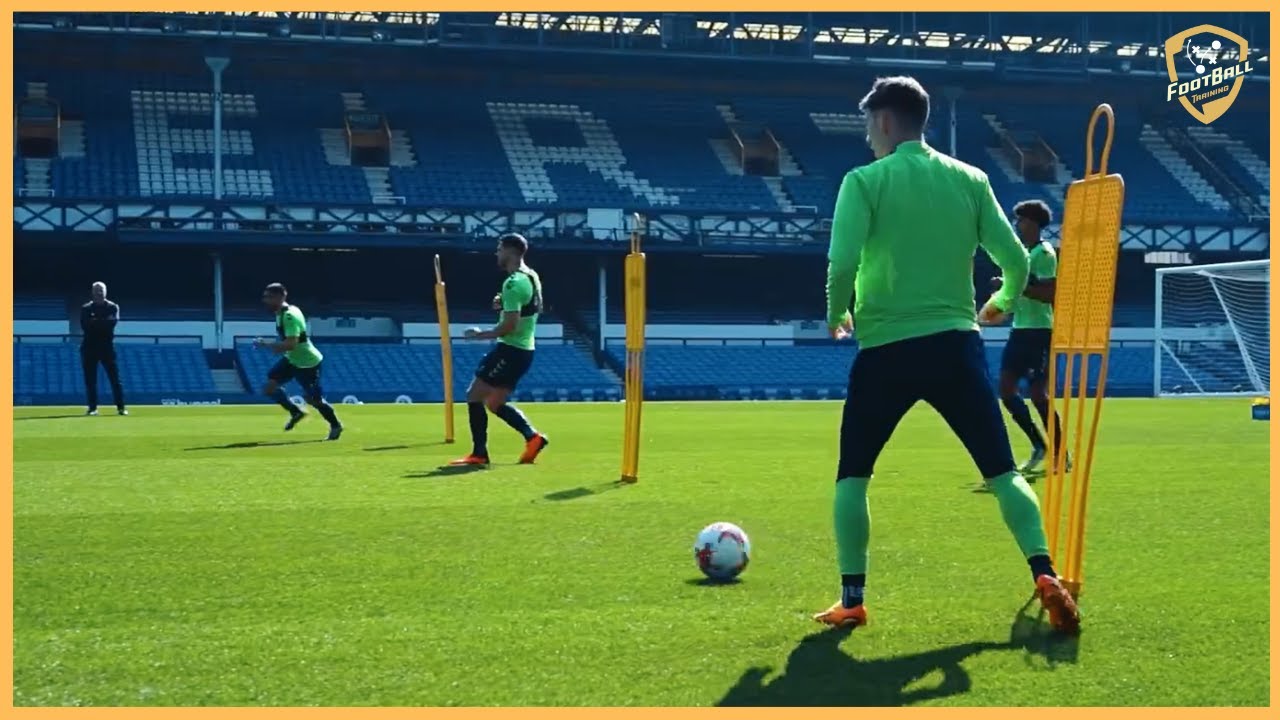 Everton FC - Intense Passing Drill With Two Balls - YouTube