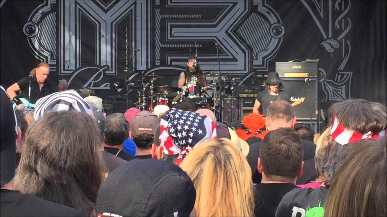 M3 Festival 2015, Day 2 (Part 1) - YouTube