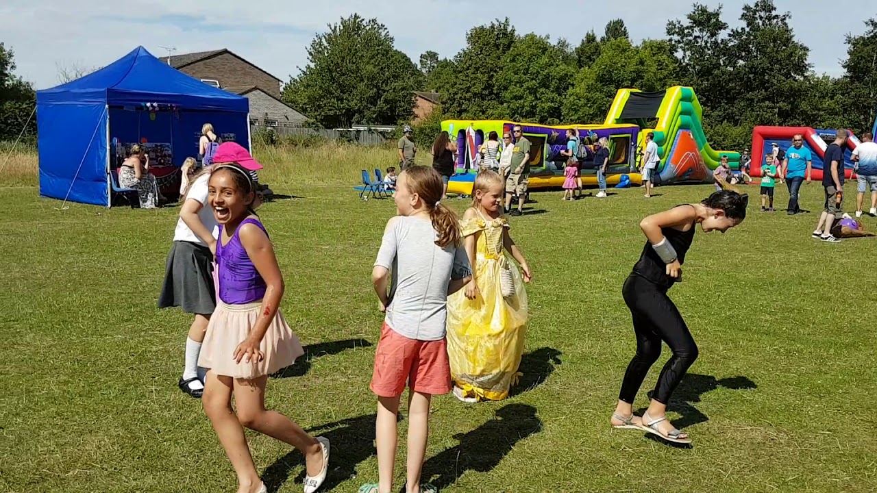 The girls get a soaking at the School Carnival 2017 - YouTube