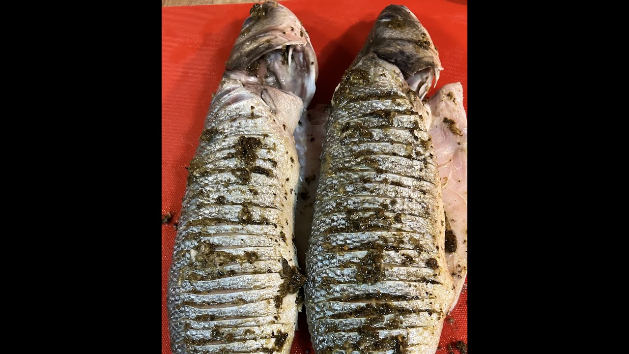 Pescado Criollo Crispy Fish - YouTube