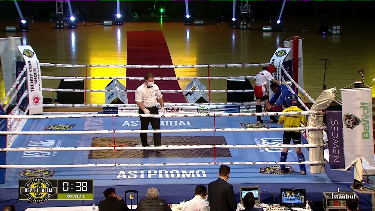 HİRA KOCABEY VE AZRA ÇELİK PROFESYONEL KICK BOKS MAÇI - YouTube