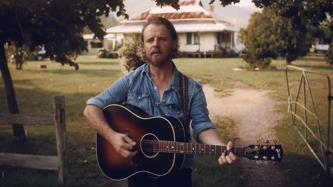 Matt Ward - Back To The Country (Official Music Video) - YouTube