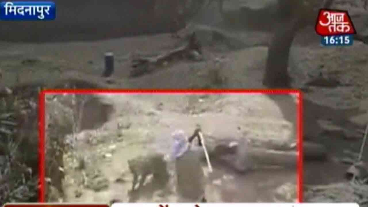Video Of A Leopard Attacking a Man Goes Viral - YouTube