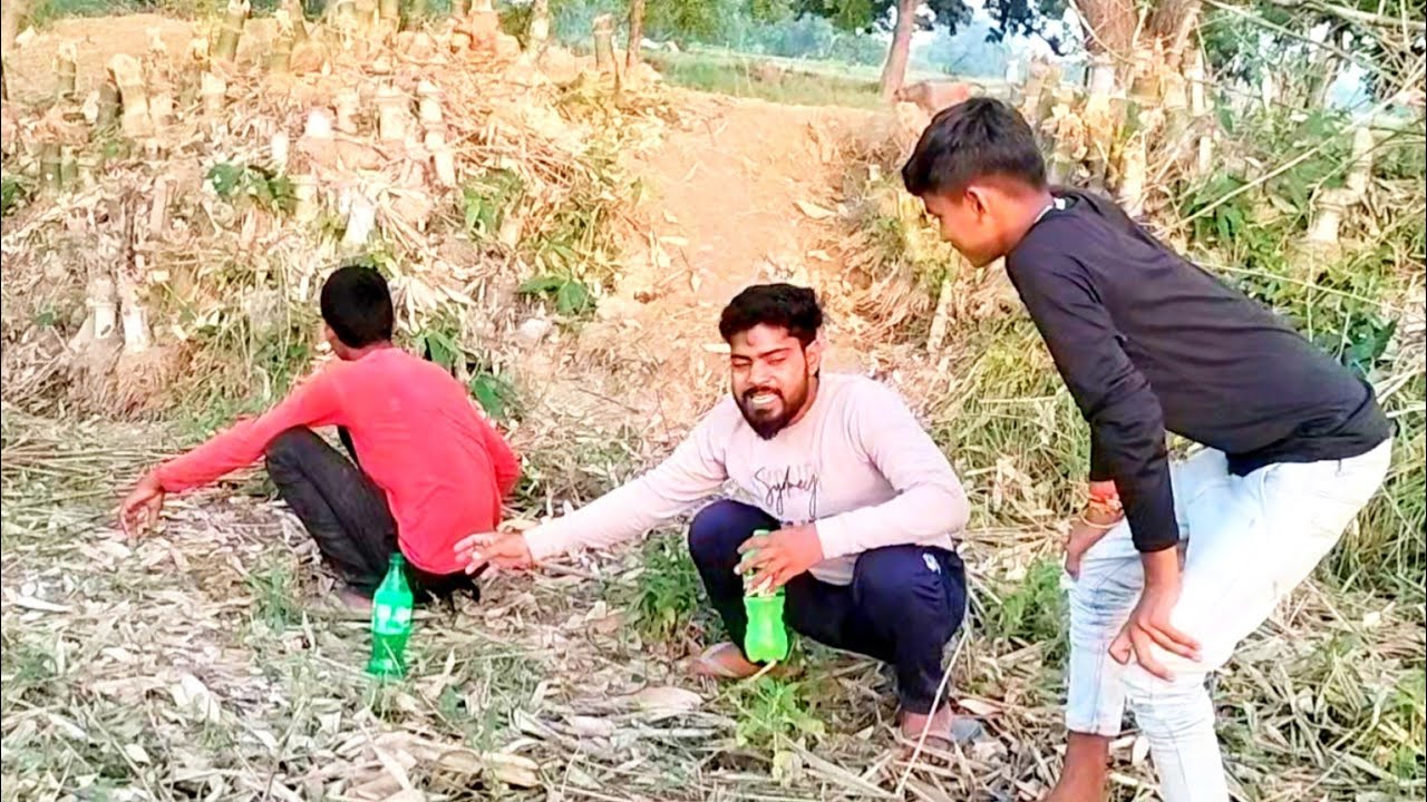 Prank with water while pooping - YouTube