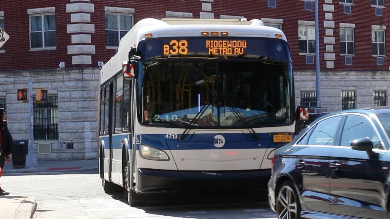 NYCT Bus: 2012 New Flyer XD60 #4713 on the B38 at Lafayette Avenue ...