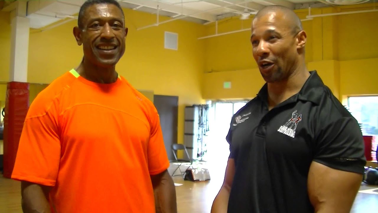 Marshall Johnson beats out Clevland Thomas at the 2013 IFPA Global Cup ...