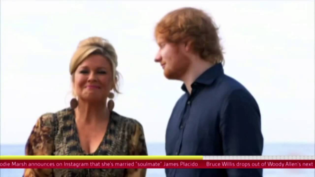 VICK HOPE PRESENTS FYI DAILY (ITV2) 26.08.15 - YouTube