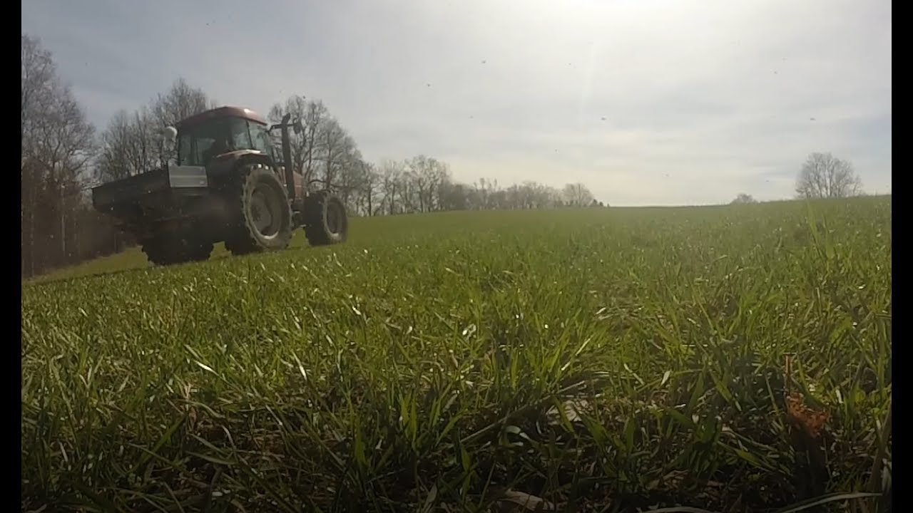 Case ih with fertilizer spreader - YouTube
