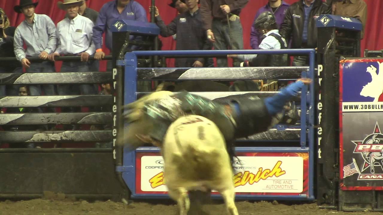 Ty Elliot 84 on Two Bit's 548 Mambo #5. Lethbridge, AB PBR Canada '13 ...