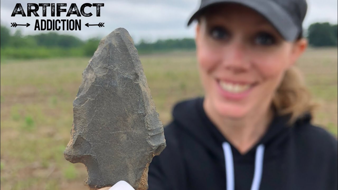 ARROWHEAD HUNTING Rainy Day Filled With Flint Finds - YouTube