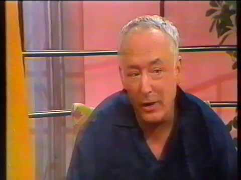 frank govers haute couture 1990 - YouTube