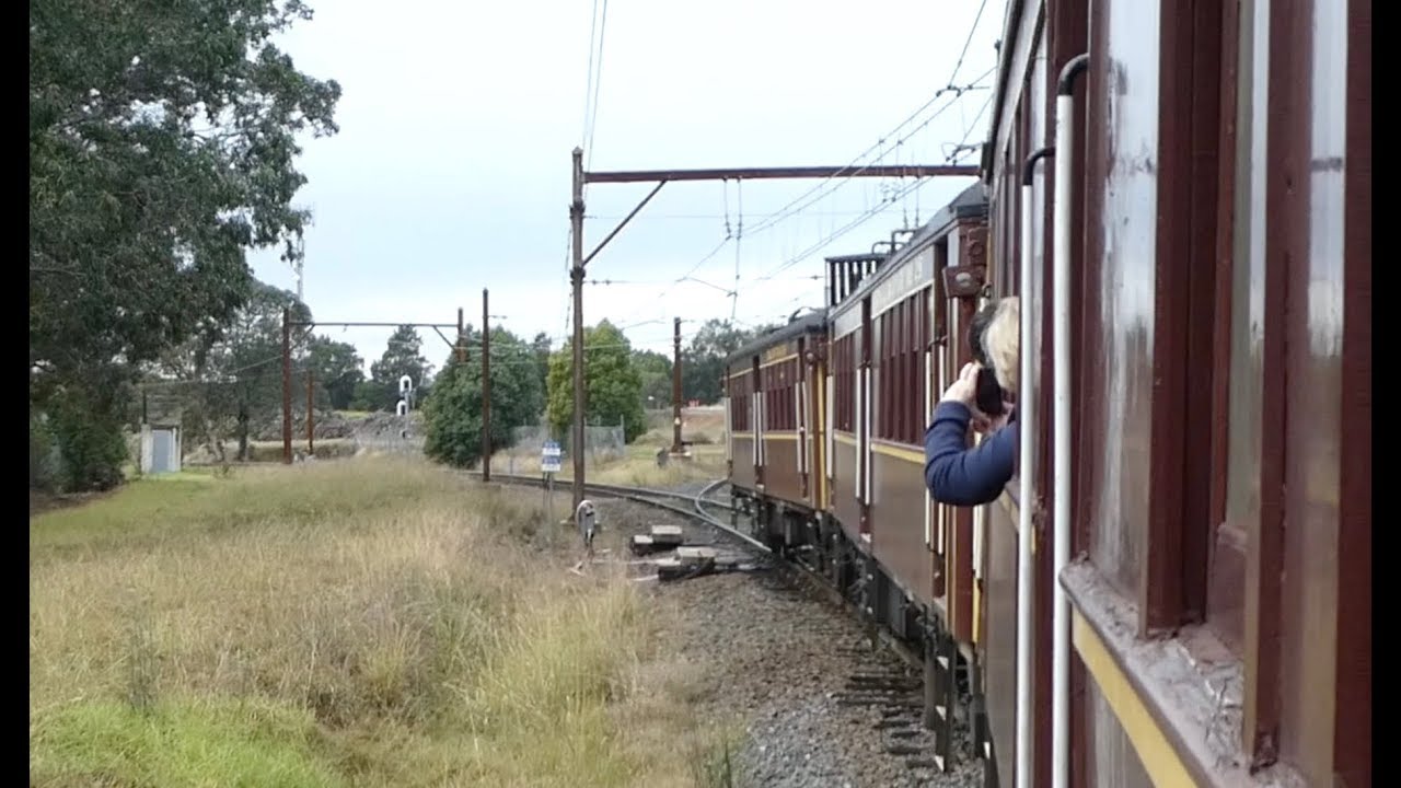 Australian Trains: Through Enfield Yard by CPH Rail Motor. - YouTube
