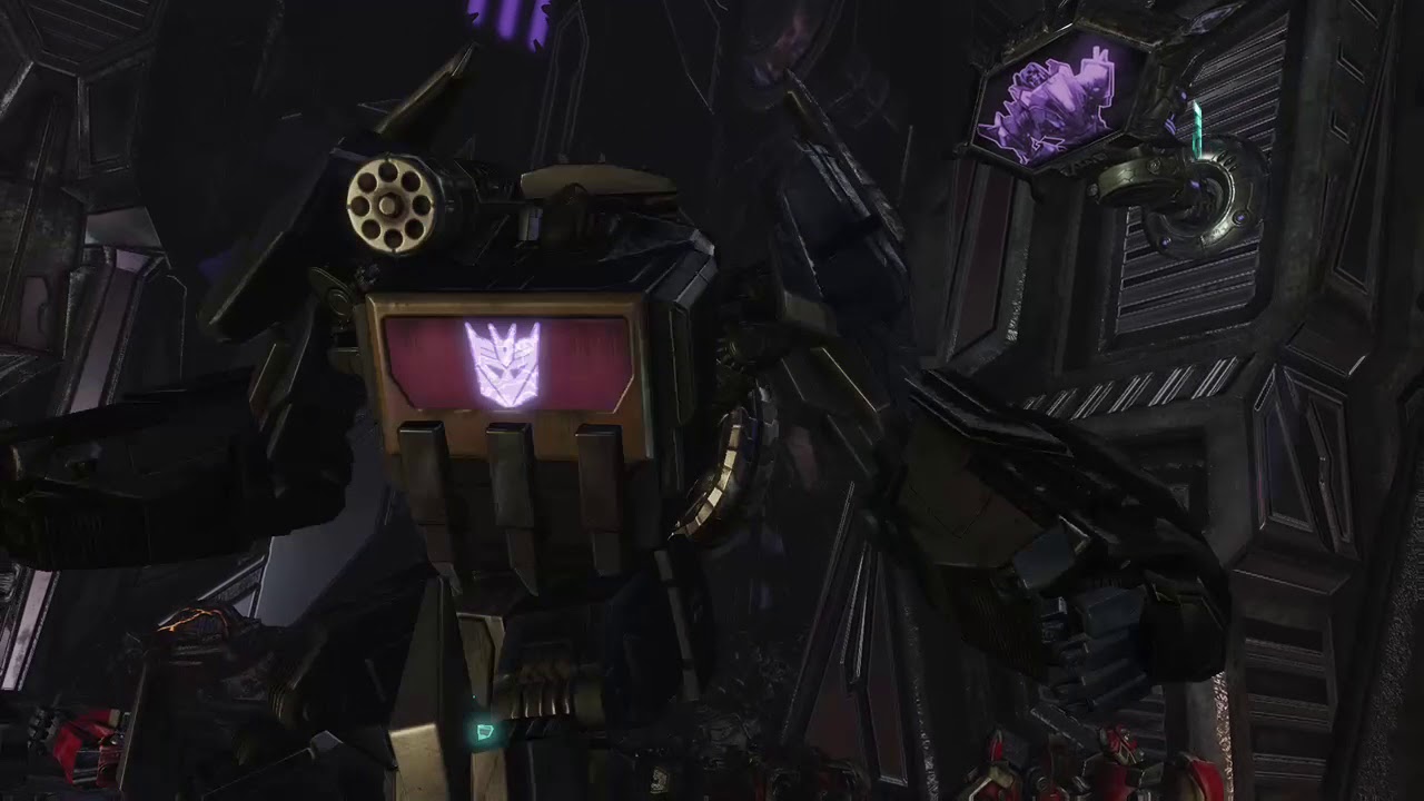 FoC: Soundwave Transforms Like a Boss - YouTube