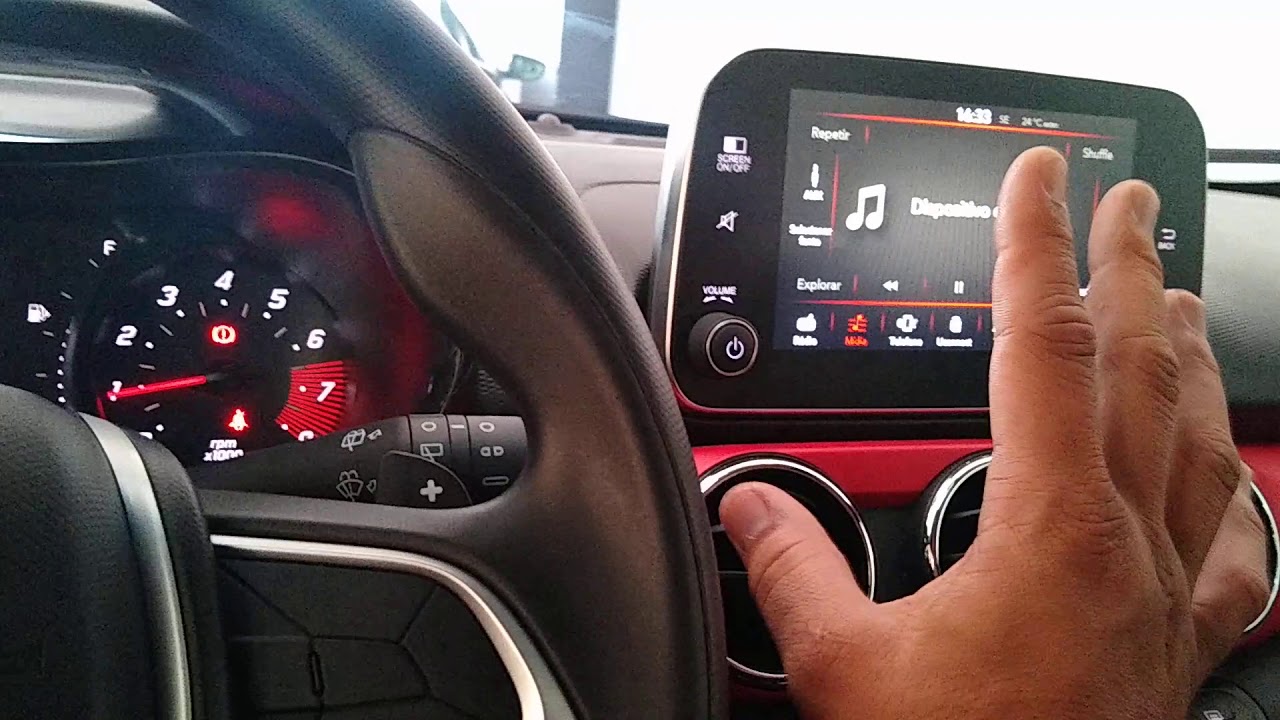 Fiat Argo 2020 com volante multifuncional instalado no sistema original ...