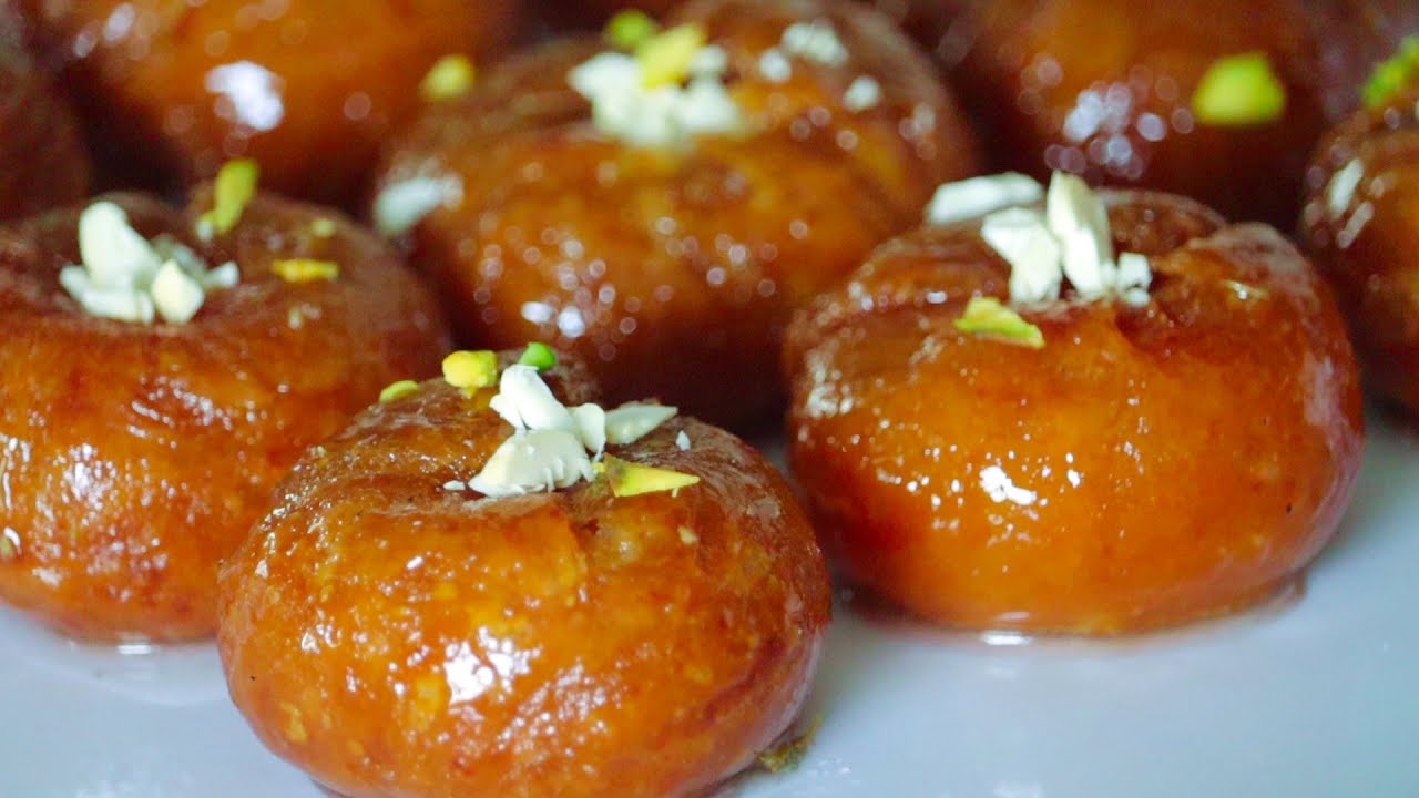 బాదుషా గుల్లగా జ్యూసీగా స్వీట్ షాపులో కొన్నట్టు రావాలంటే ఇలా చేయండి👌😋 ...