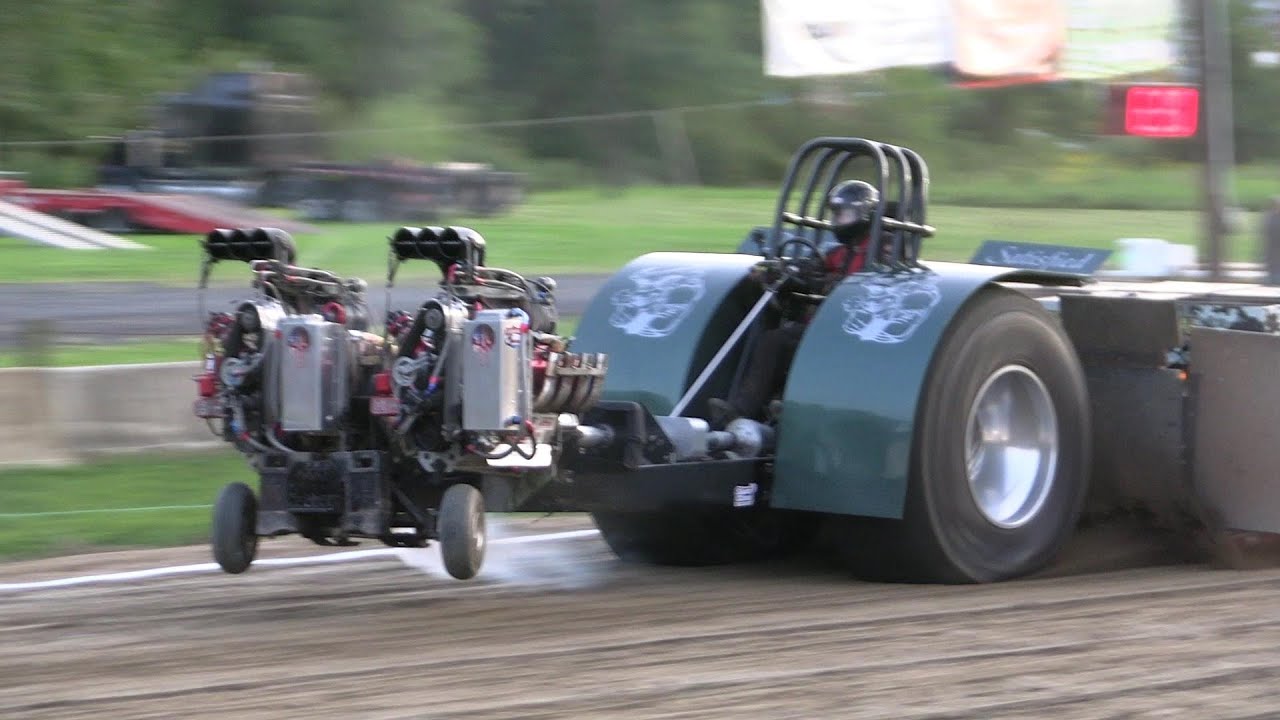Action Packed PPL Truck And Tractor Pull - YouTube
