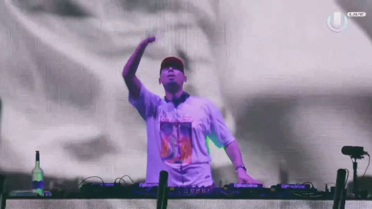 AFROJACK DROPS ONLY @ Ultra Music Festival Miami 2023 - YouTube